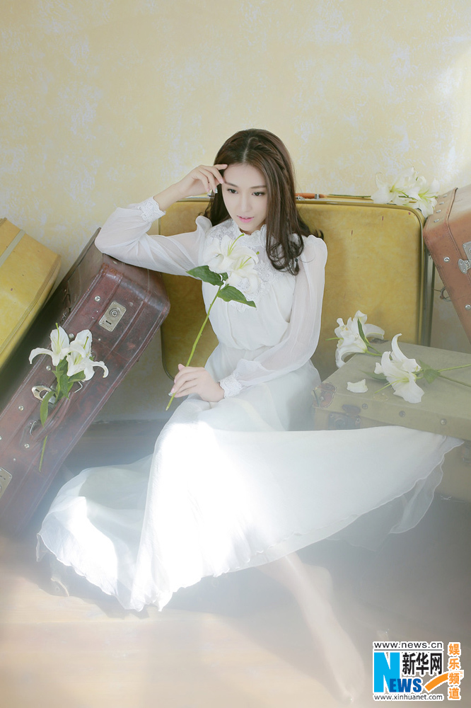 Chinese actress Joyce Liu's new photos of freshness (2) - People's Daily Online