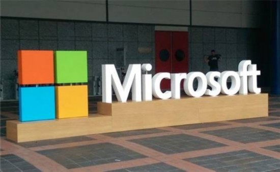 微软副总裁称将与联想和360研究升级win10- 中国日报网