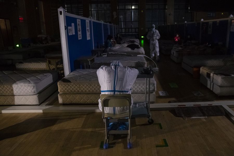 In Pics: night at a makeshift hospital before its closure - People's ...