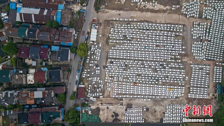 Obsolete electric cars off ride sharing grid (2) - People's Daily Online